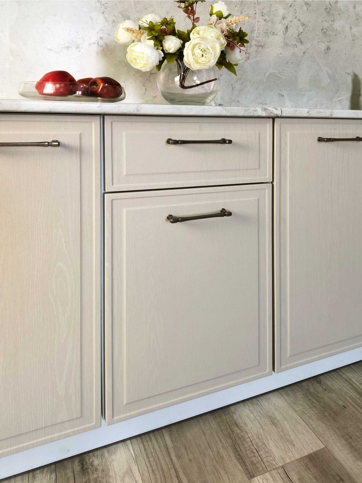 Кухонный гарнитур Vitamin шкаф напольный 40 см с ящиком фасад МДФ пленка текстура дуба