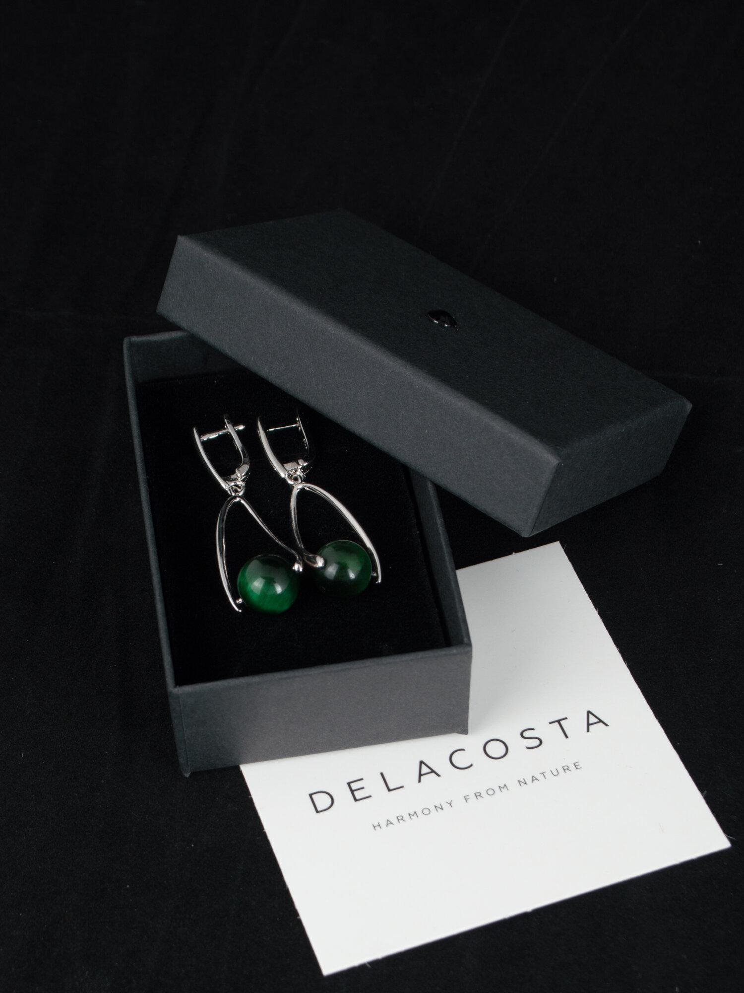 Серьги с подвесками DELACOSTA, кварц, размер 10 мм, зеленый — фото 1
