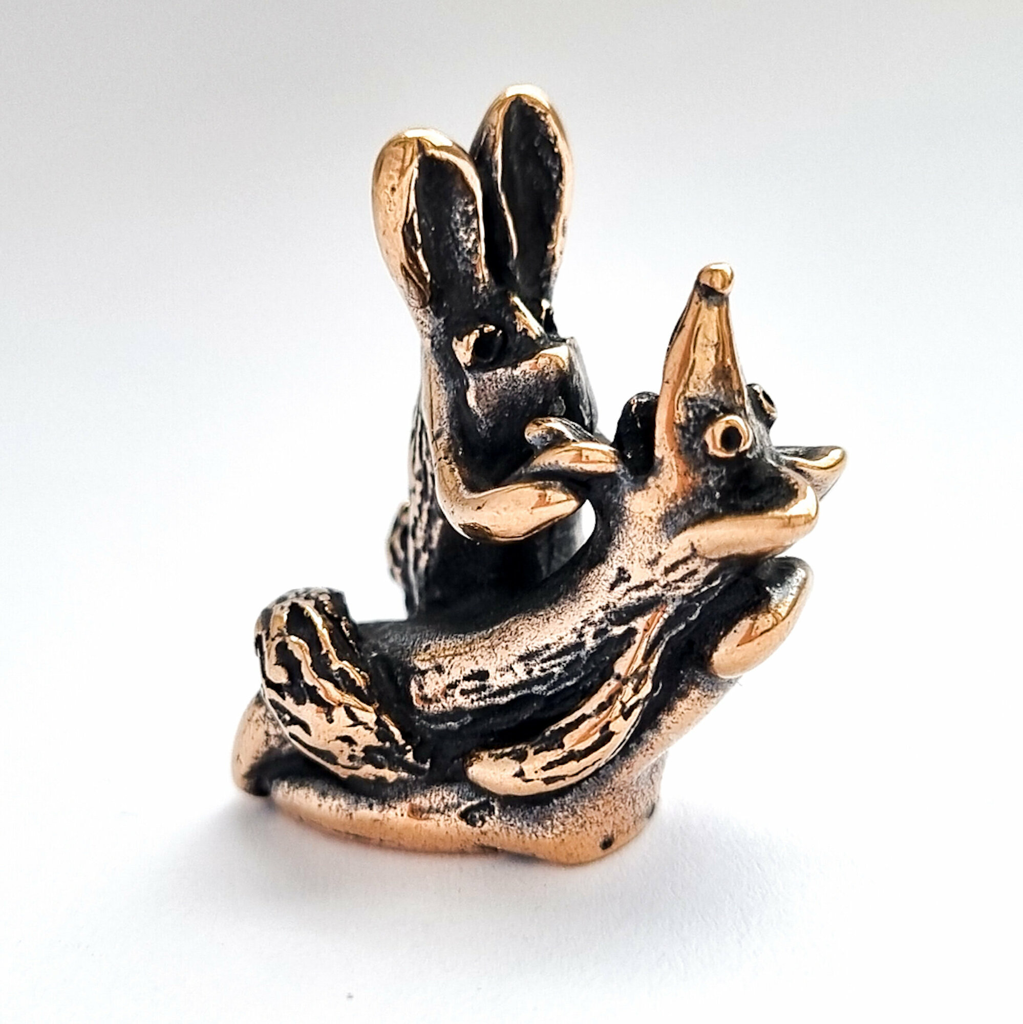 Заяц стоматолог Фигурка Бронза