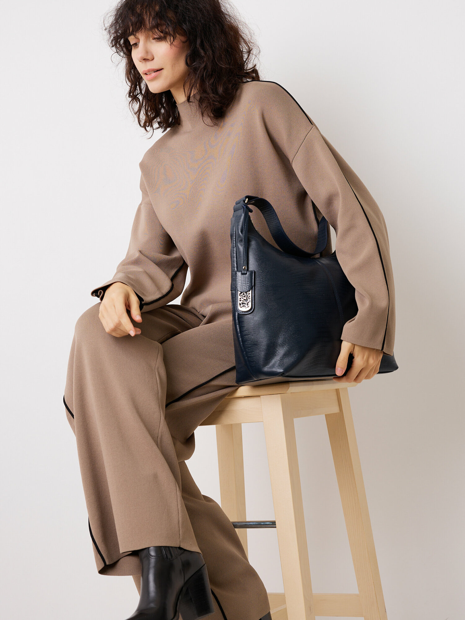 Сумка хобо классическая сумка хобо