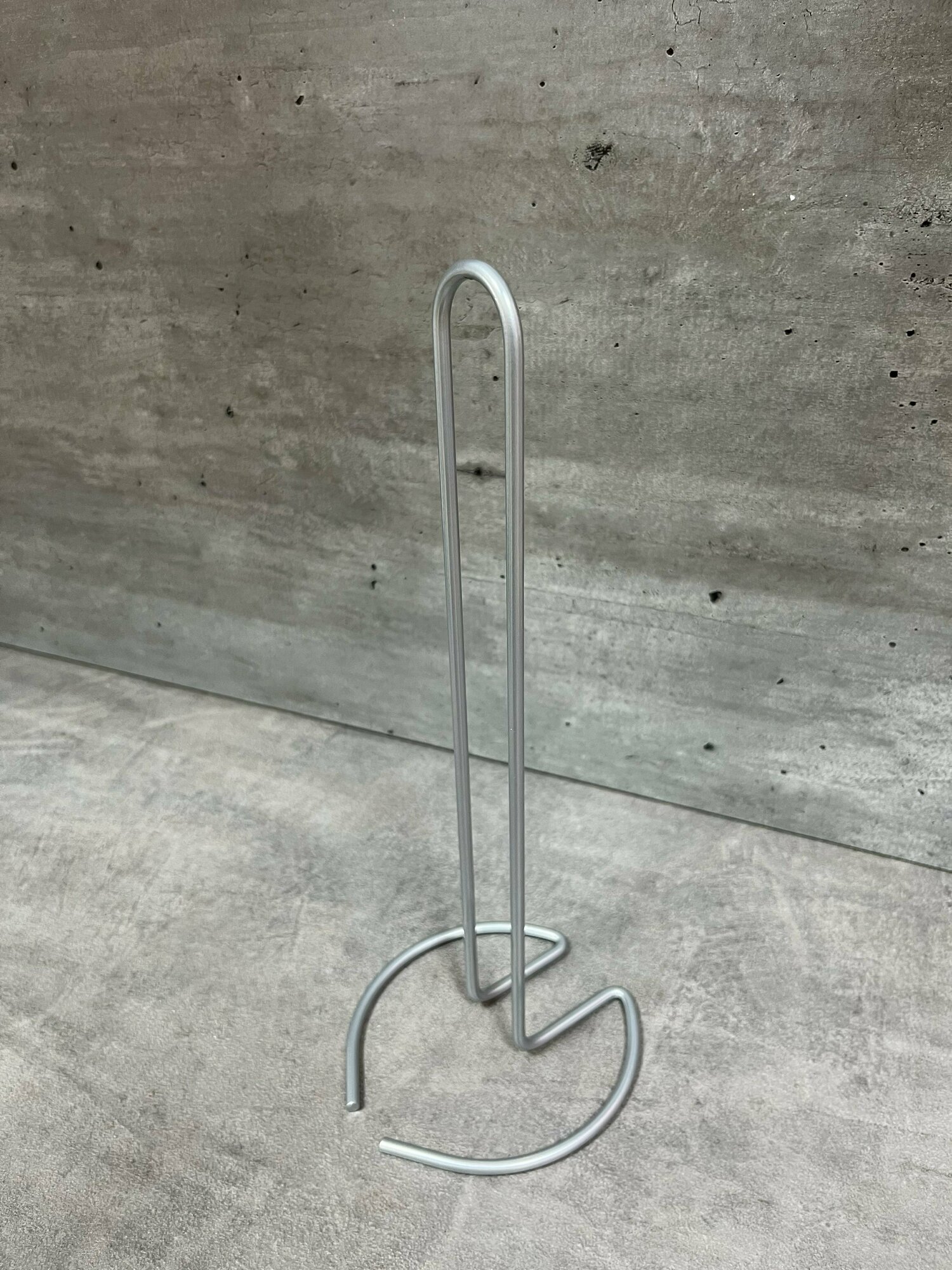 Держатель для бумажного рулонного полотенца 12*12*30 см Металлик серебристый