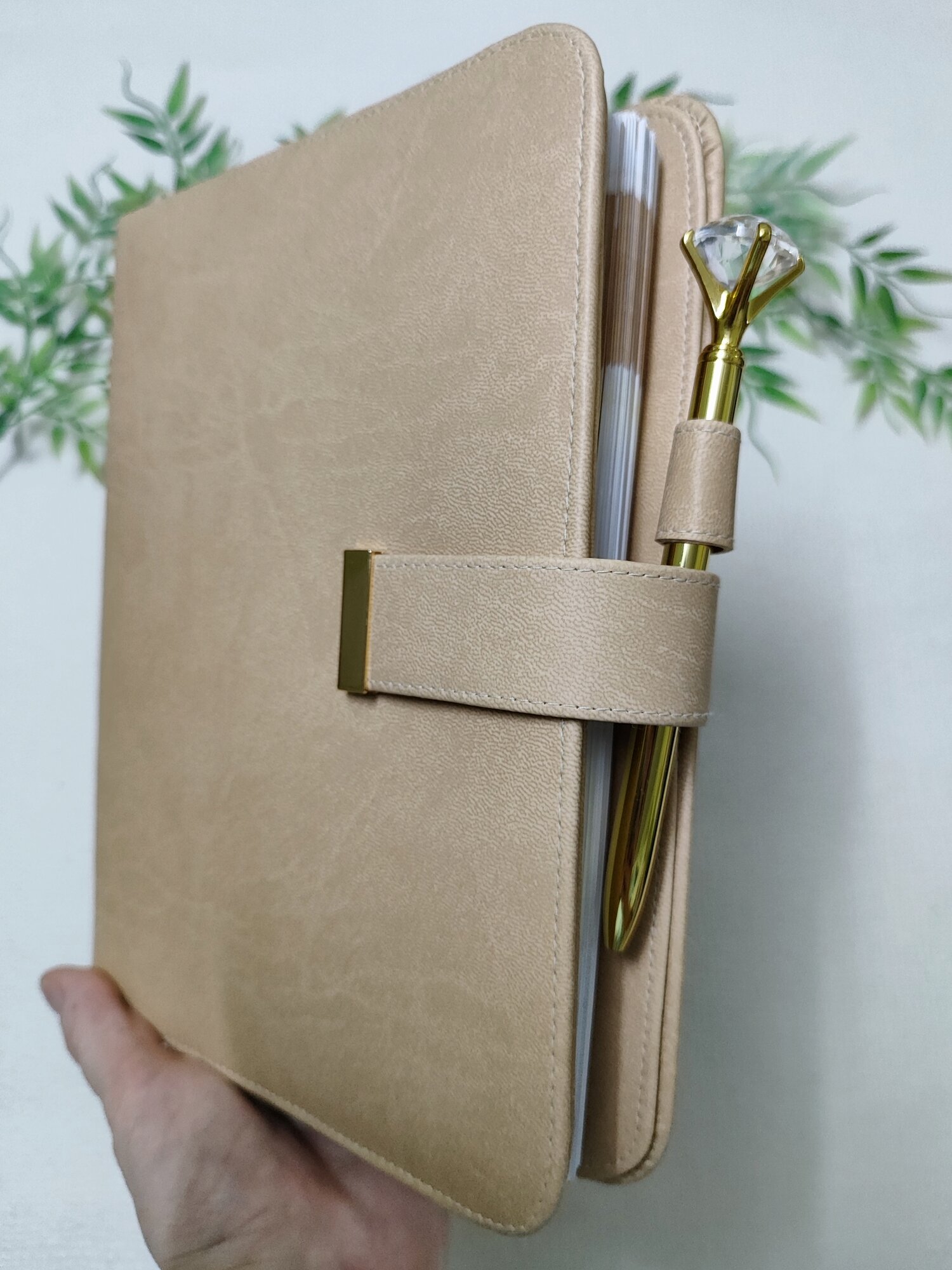 Блокнот "Бежевый шик", А5, на кольцевом механизме, 120 л, обложка из экокожи