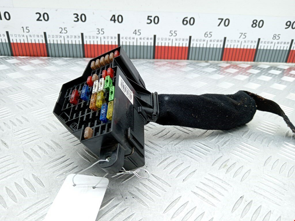 Блок предохранителей Skoda Octavia 1Z 1K1941824 арт. 1820683