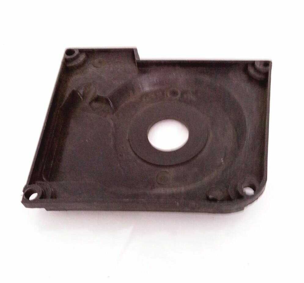 Крышка маслонасоса для электропилы Парма М5