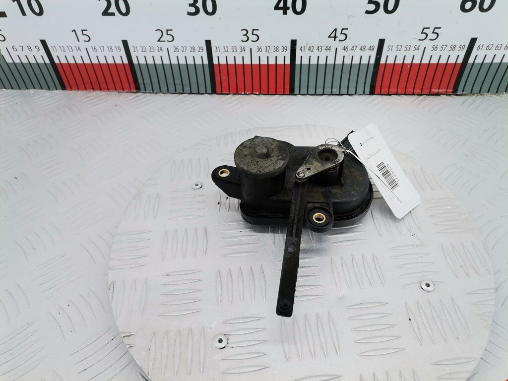 Сервопривод (электропривод моторчик привода) заслонок впускного коллектора Mercedes C-Class (W203) A6111500494 арт. 1700025