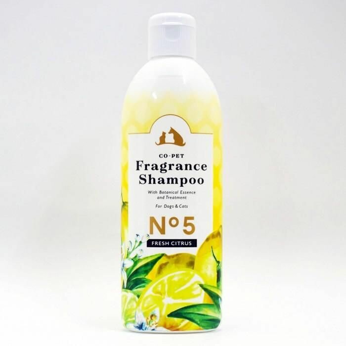 Арома шампунь с бальзамом Japan Premium Pet с жемчужным протеином для усиленного блеска. Цитрусовый аромат. Для собак