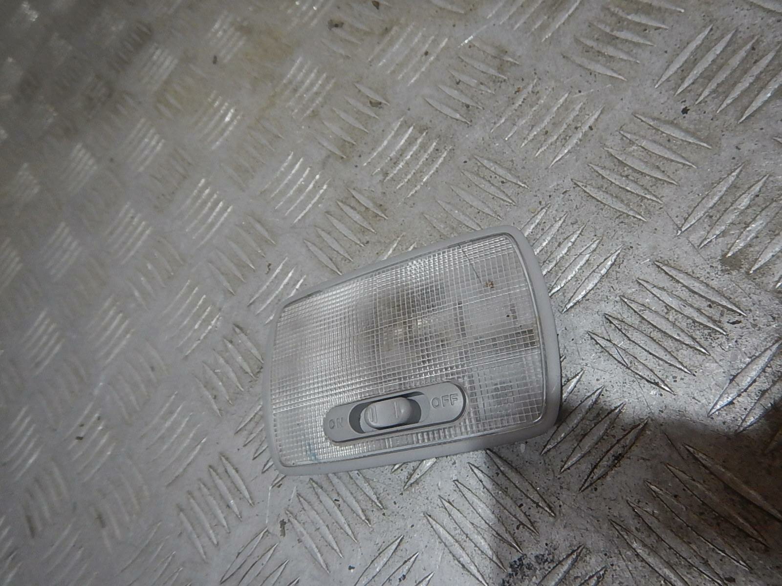 Б/У Плафон салонный, Honda (Хонда)-JAZZ (01-08) HONDA JAZZ (01-08) Царапины. 475662 HONDA арт. 34252S5A003ZA