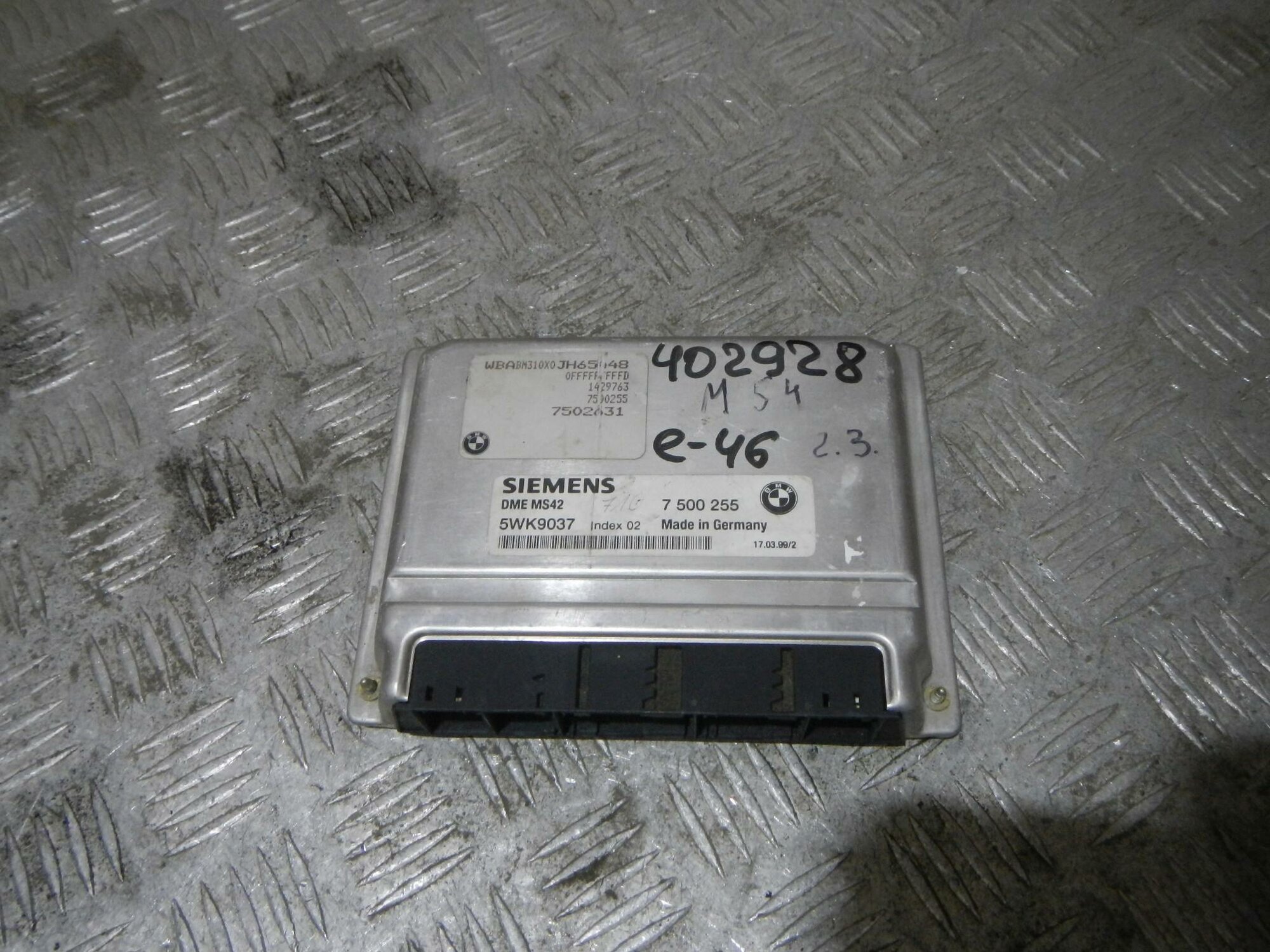 Б/У Блок управления двигателем, BMW (БМВ)-3 (E46) (98-05) BMW 3 (E46) (98-05) Без видимых повреждений. 402928 BMW арт. 7...