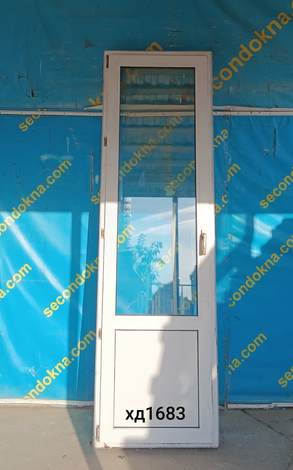 Дверь пластиковая Б/У 2330(в)х700(ш)