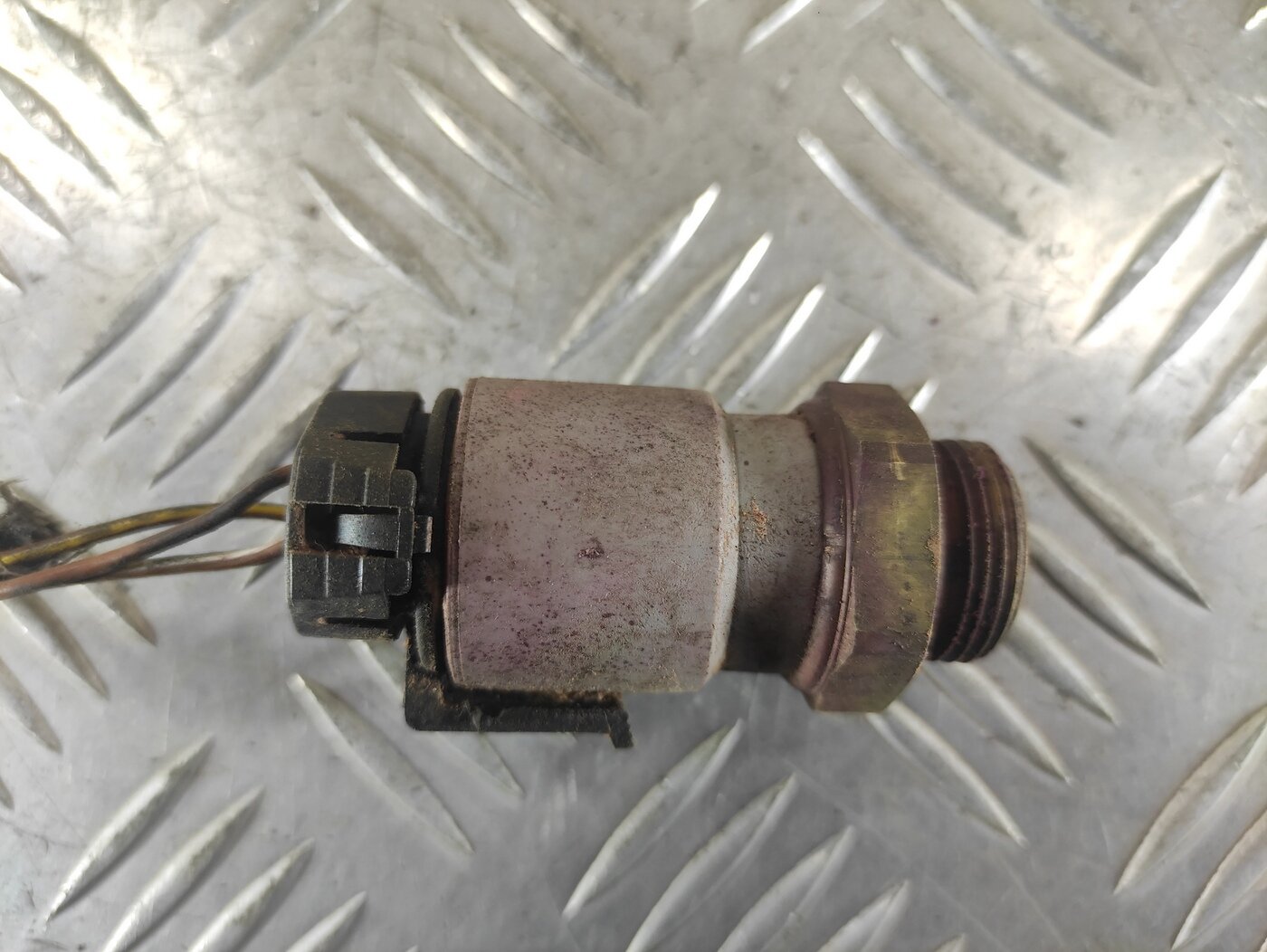 Датчик температуры жидкости OPEL Vectra B 90506499