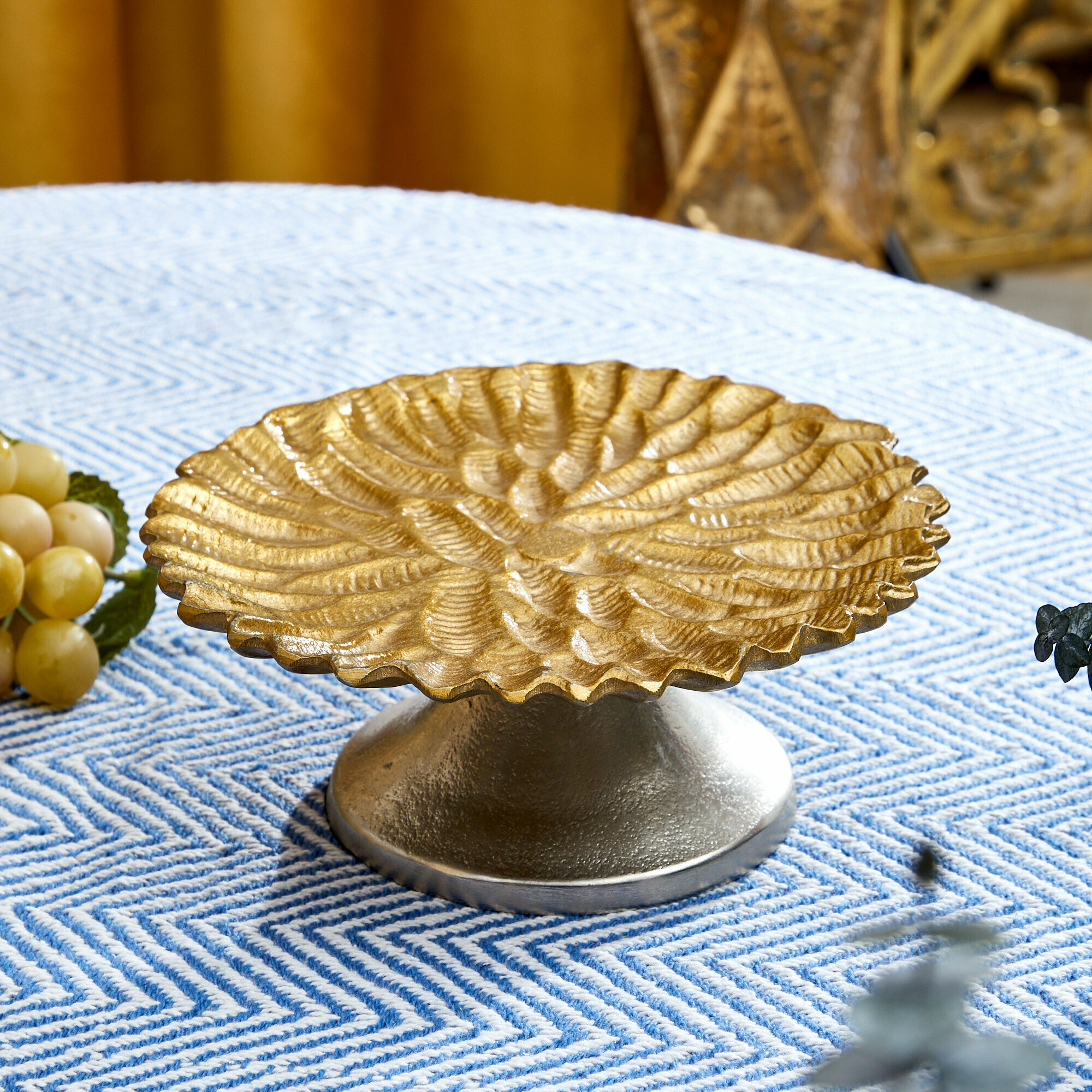 83769 Блюдо декоративное 20х20х8см, алюминий, золотое, Glasar