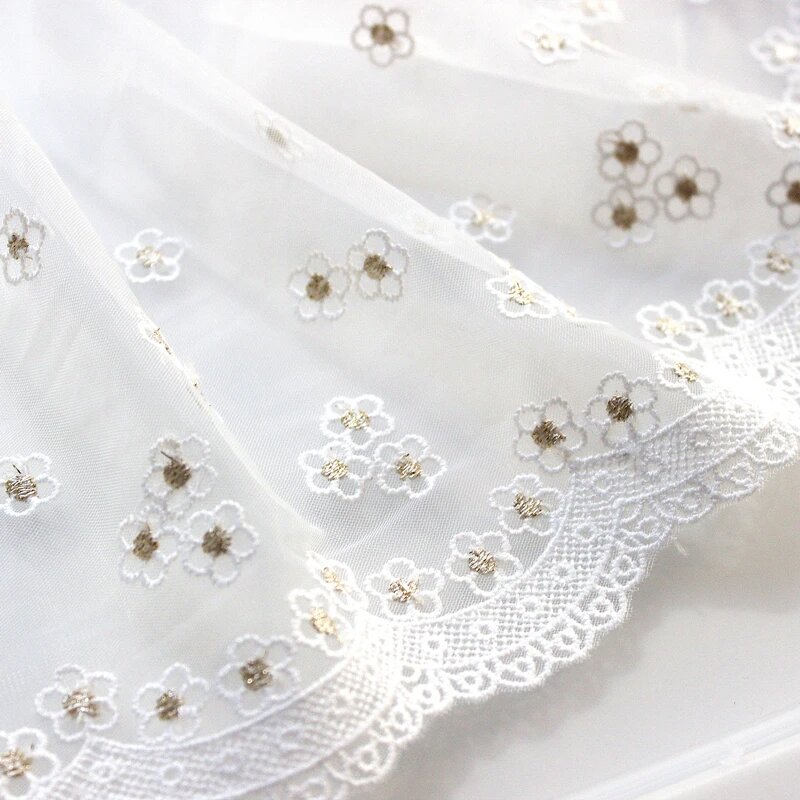 Ширина: 15 см (6 дюймов), новая золотая линия, сетчатые кружева с маленьким цветком, вышитые кружева с отделкой для швейных аксессуаров своими руками (SS-2493)