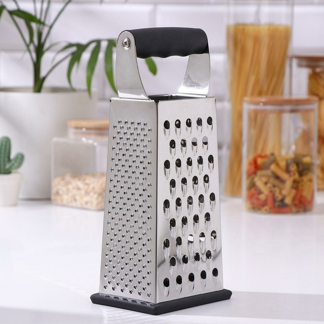 Тёрка Magistro Gate, 4 грани, 10,5 × 8,5 × 25,5 см, цвет: чёрный