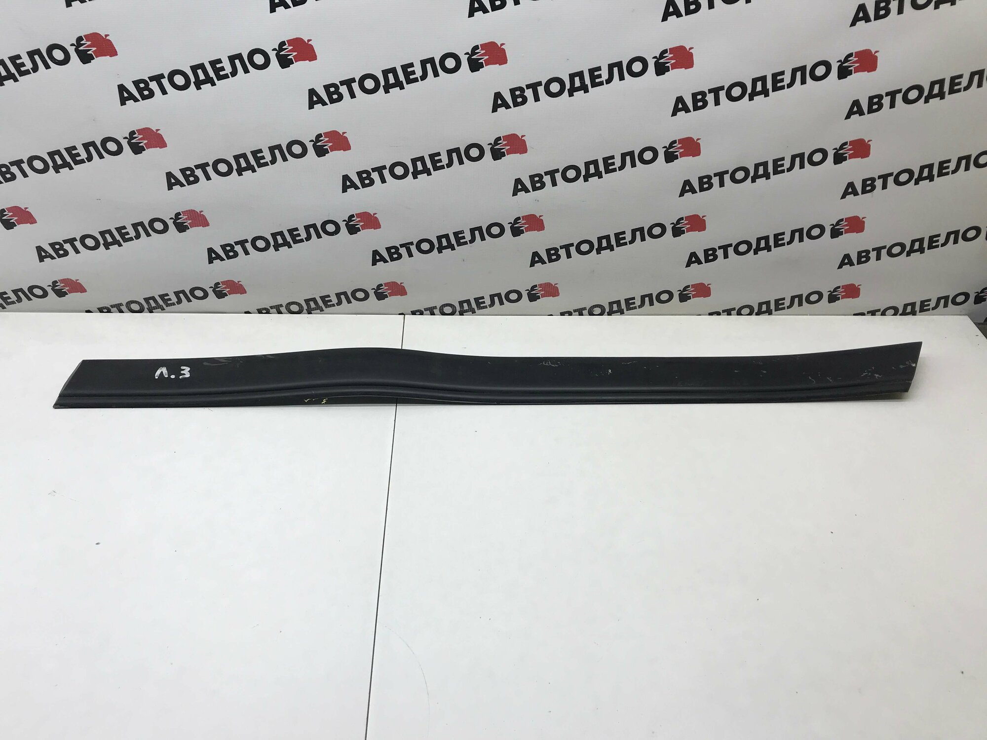 Молдинг двери з/л Chevrolet Corsica 1993 г.в