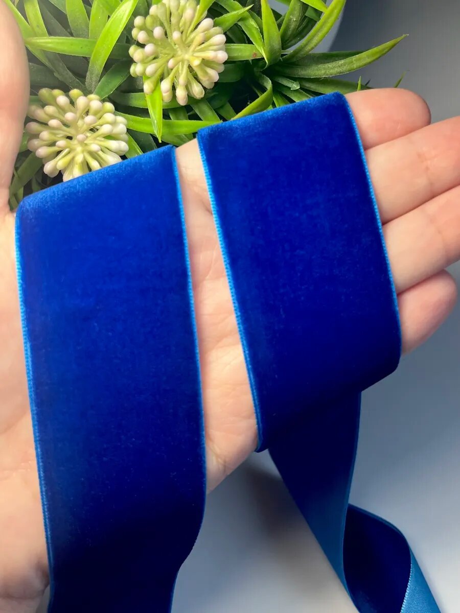 Лента бархатная широкая