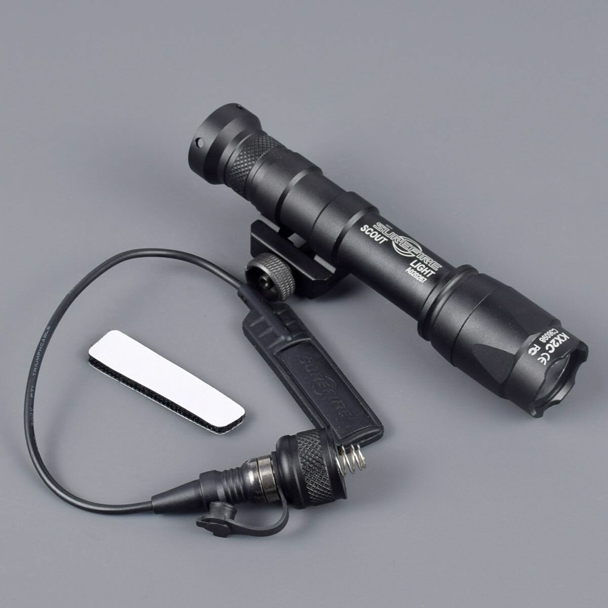 Винтовочный фонарь постоянной и мгновенной мощности Surefire M600c