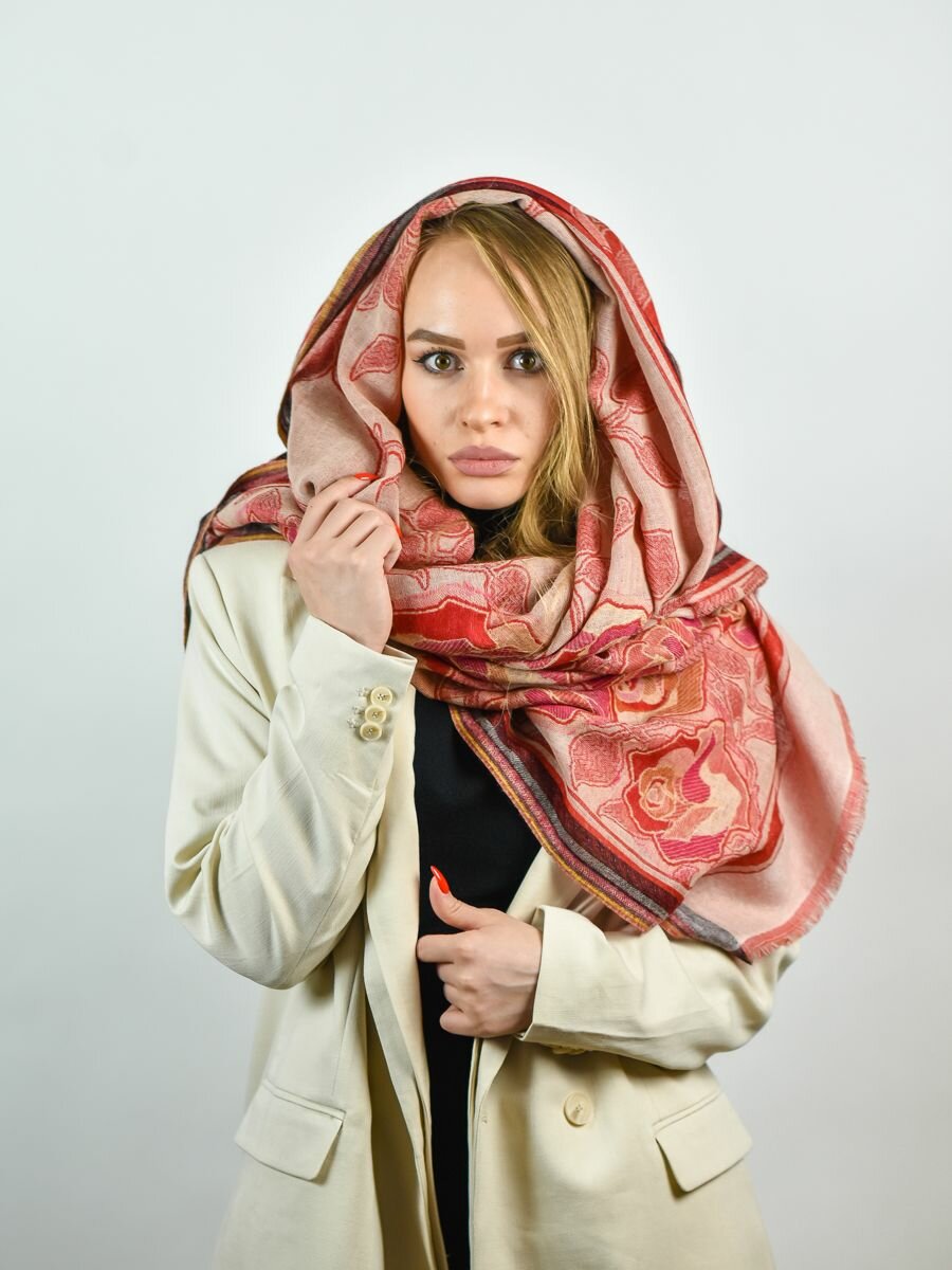 Палантин для женщин