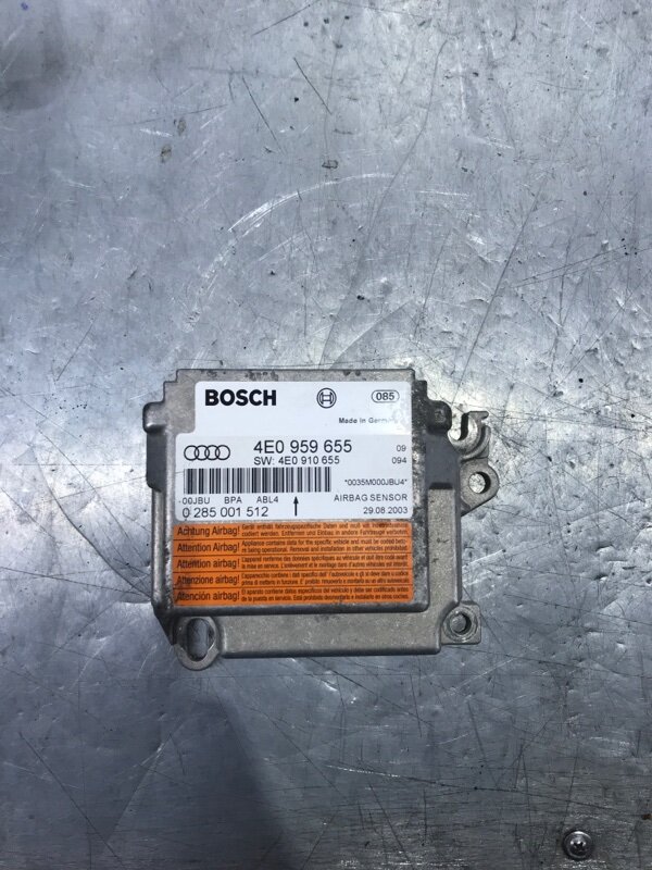 Блок управления SRS Airbag (подушками 4E0959655