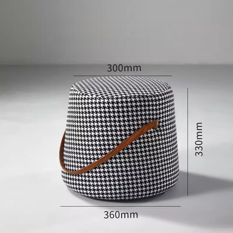 Стильный переносной пуфик с кожаным ремешком (гусиная лапка)