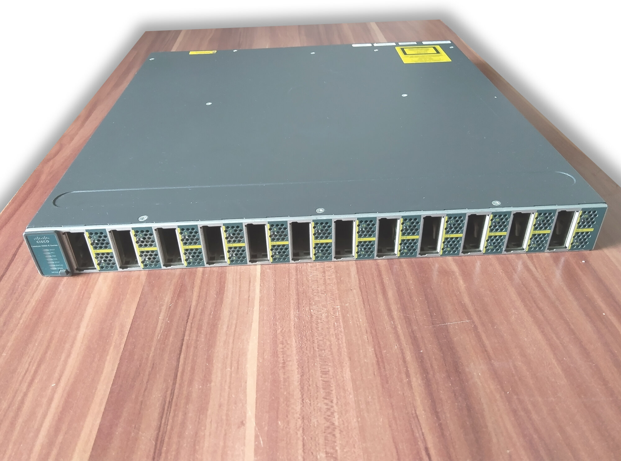 Коммутатор Cisco Catalyst 3560-E Series WS-C3560E-12D-E — фото 1
