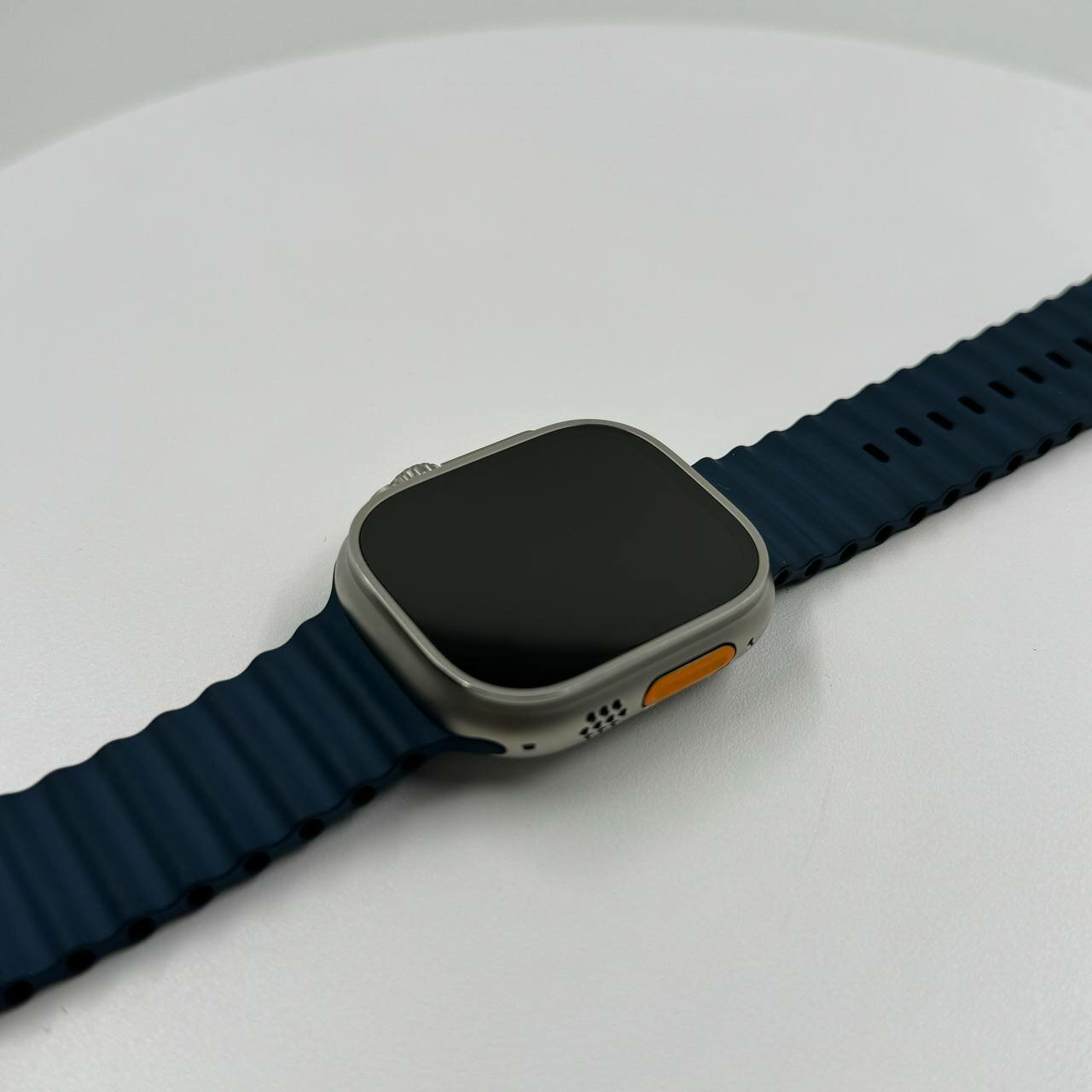 Умные часы Apple Watch Ultra 2 49 мм Titanium Case GPS + Cellular, Black Ocean Band