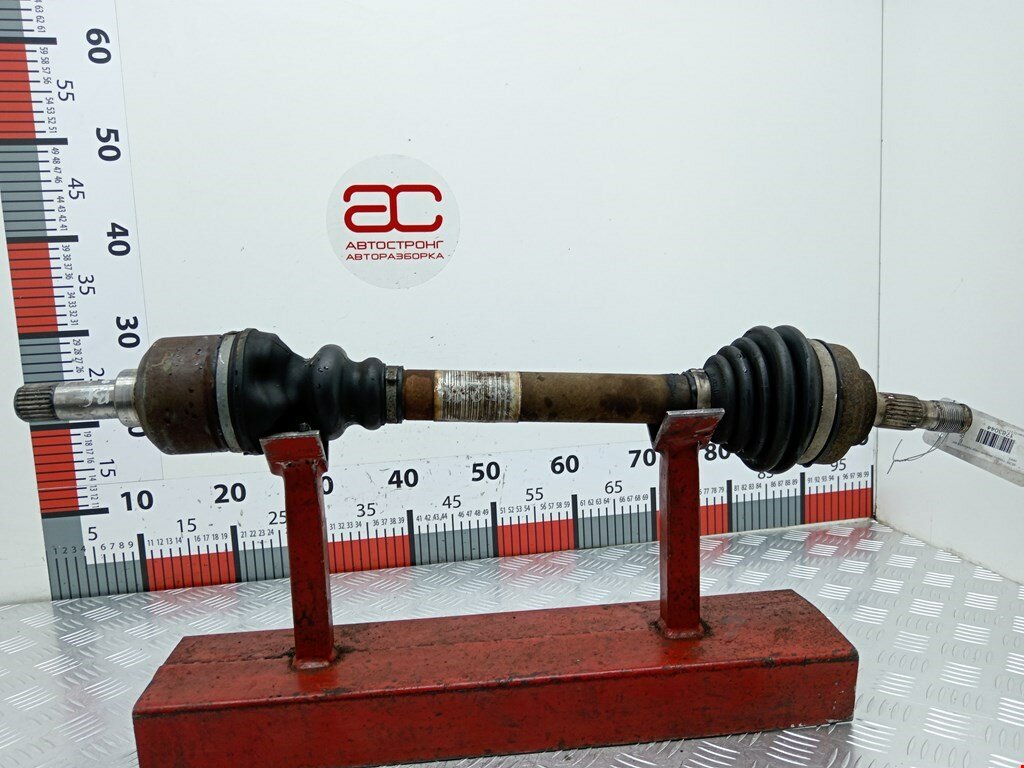 Полуось передняя левая (приводной вал шрус) Citroen C5 1 32726T арт. 1783044