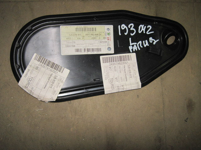 Б/У Накладка двери, Skoda (Шкода)-RAPID (12-) SKODA Rapid (12-) новая 193042 VAG арт. 5JA839915