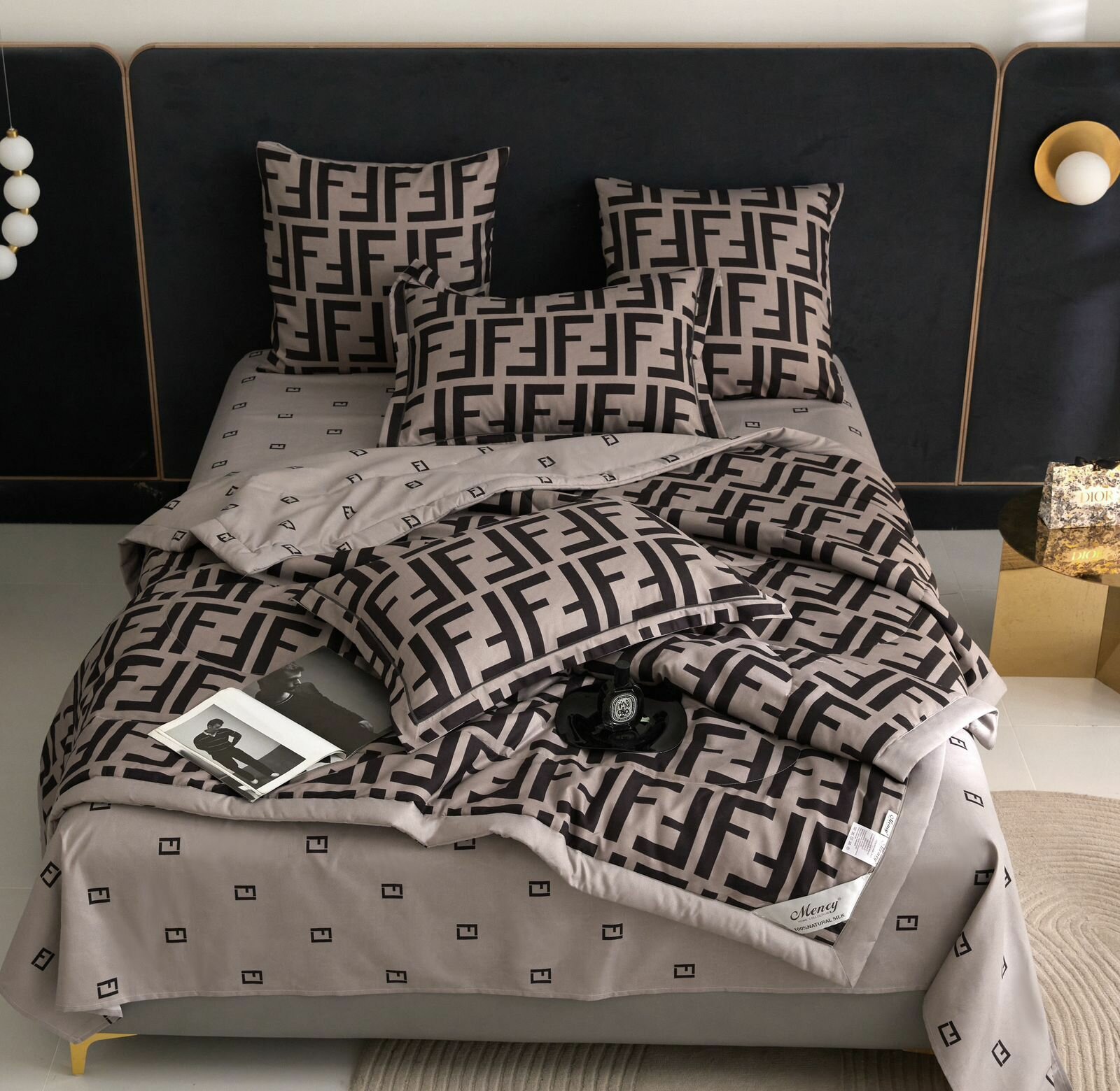 Постельное белье семейное с двумя одеялами Сатин Mency MEN-8