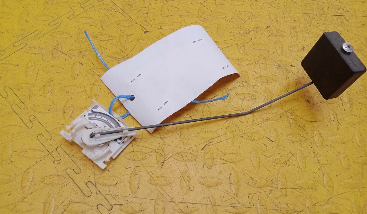 Датчик уровня топлива X5 E53 BMW 16116762044