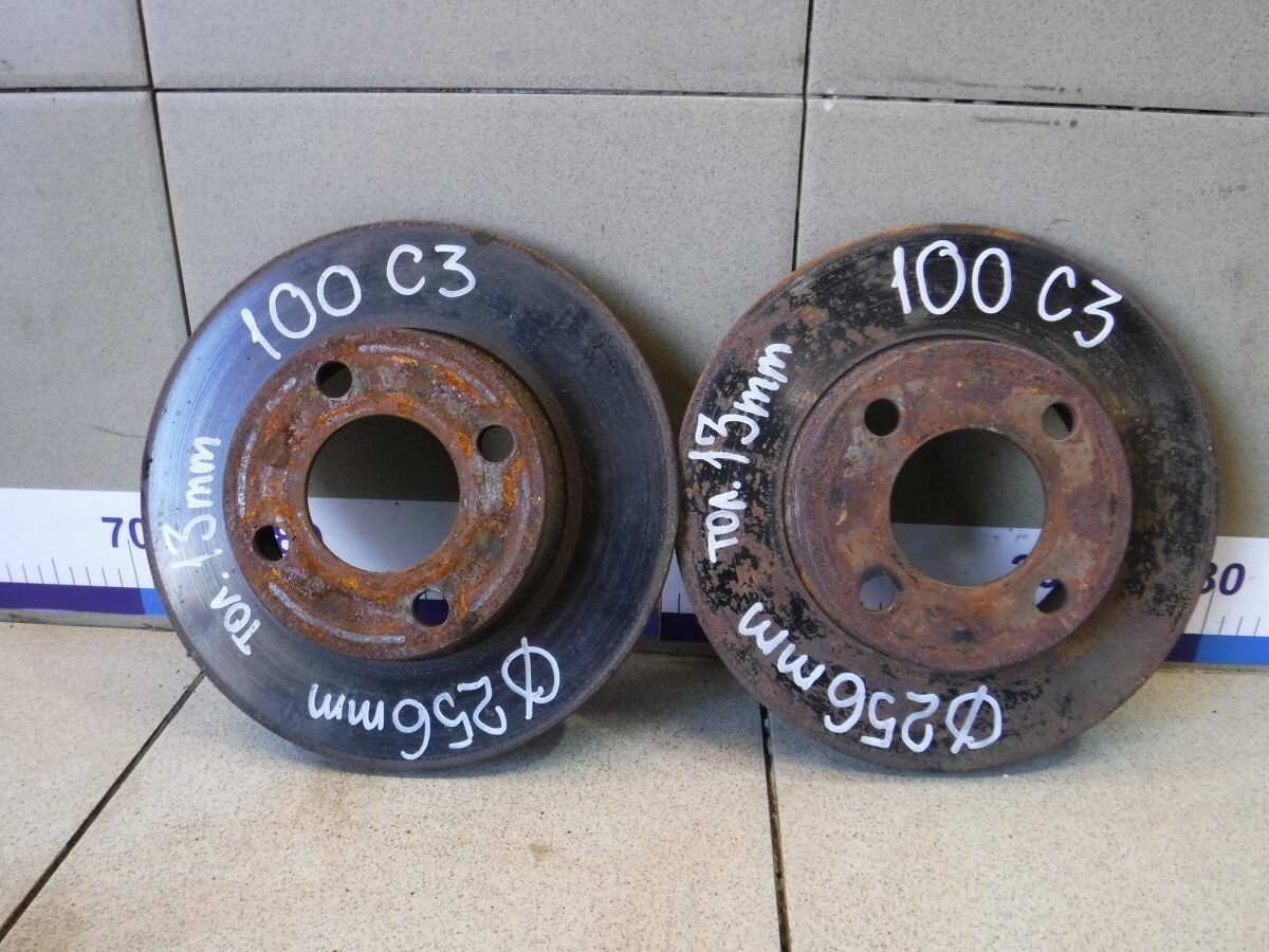 Диск тормозной задний к-кт Audi 100 C3 (1982—1988)