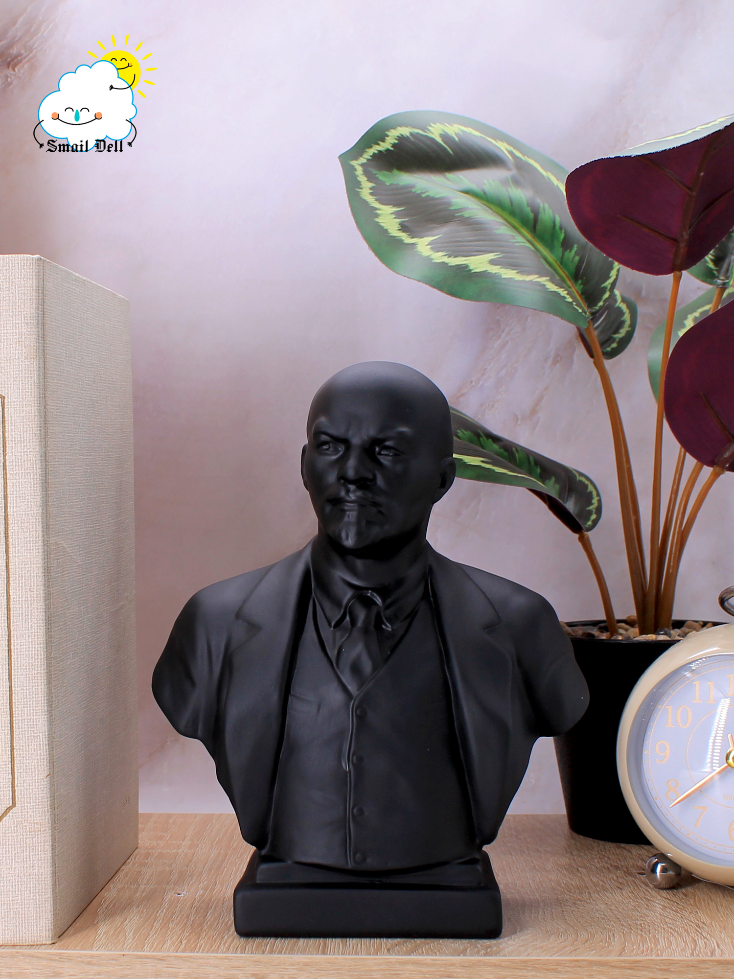 Интерьерная статуэтка бюст В. И. Ленин ,18 см , гипс, цвет черный матовый