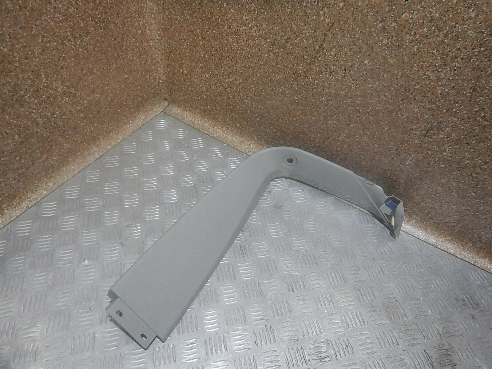 Б/У Обшивка двери багажника, Opel (Опель)-ASTRA J (09-) OPEL ASTRA J (09-) Верхняя левая,3 двери. Без повреждений. 290191...