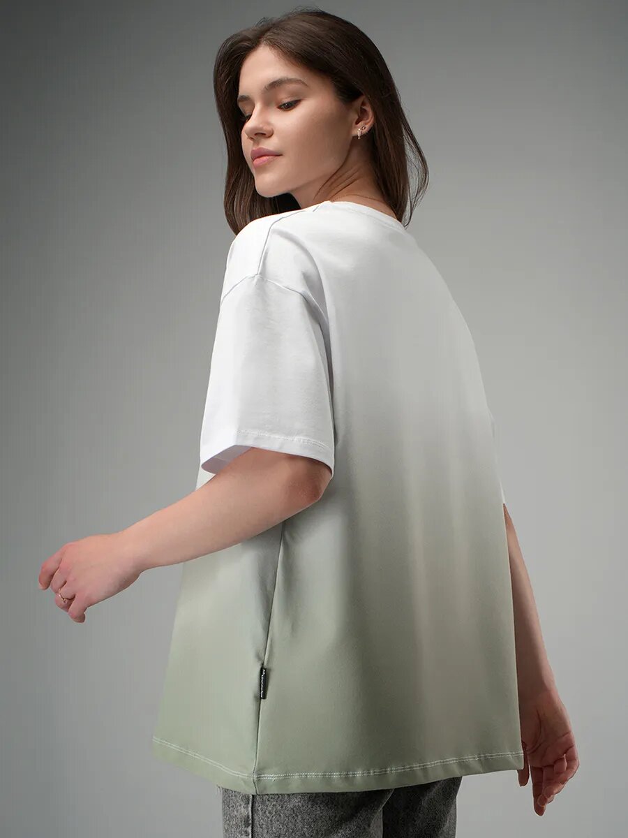 Футболка для женщин