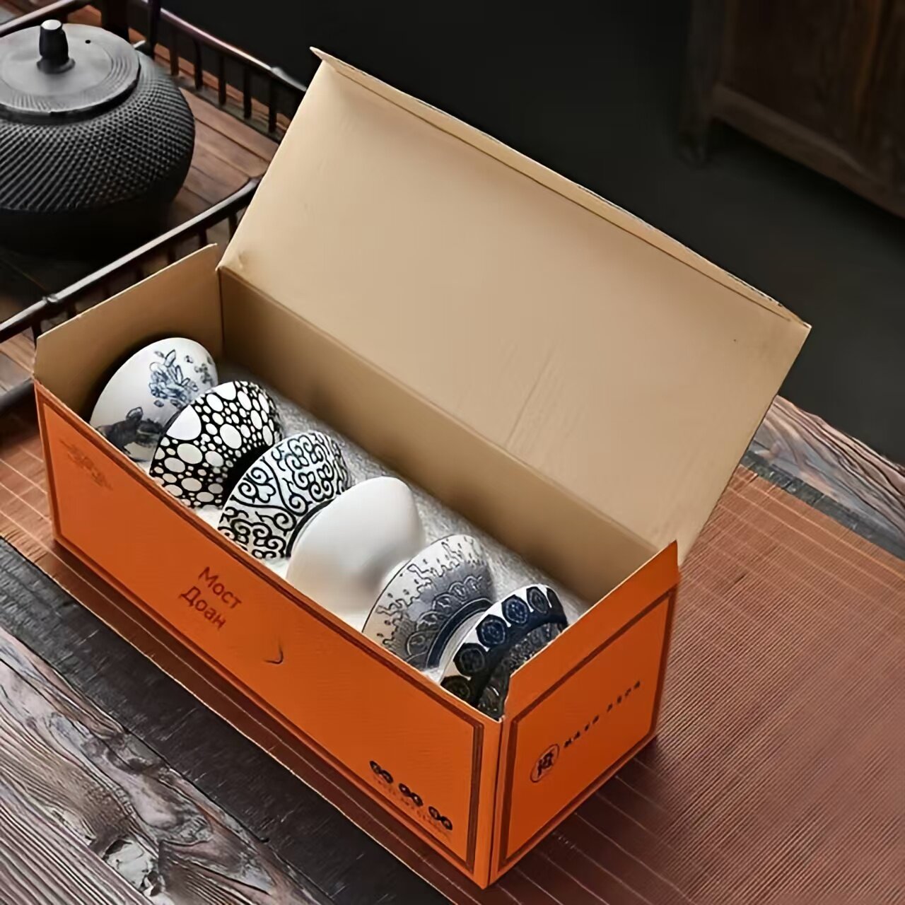 Бело-голубая фарфоровая чашка, бытовой чайный сервиз Кунг-фу