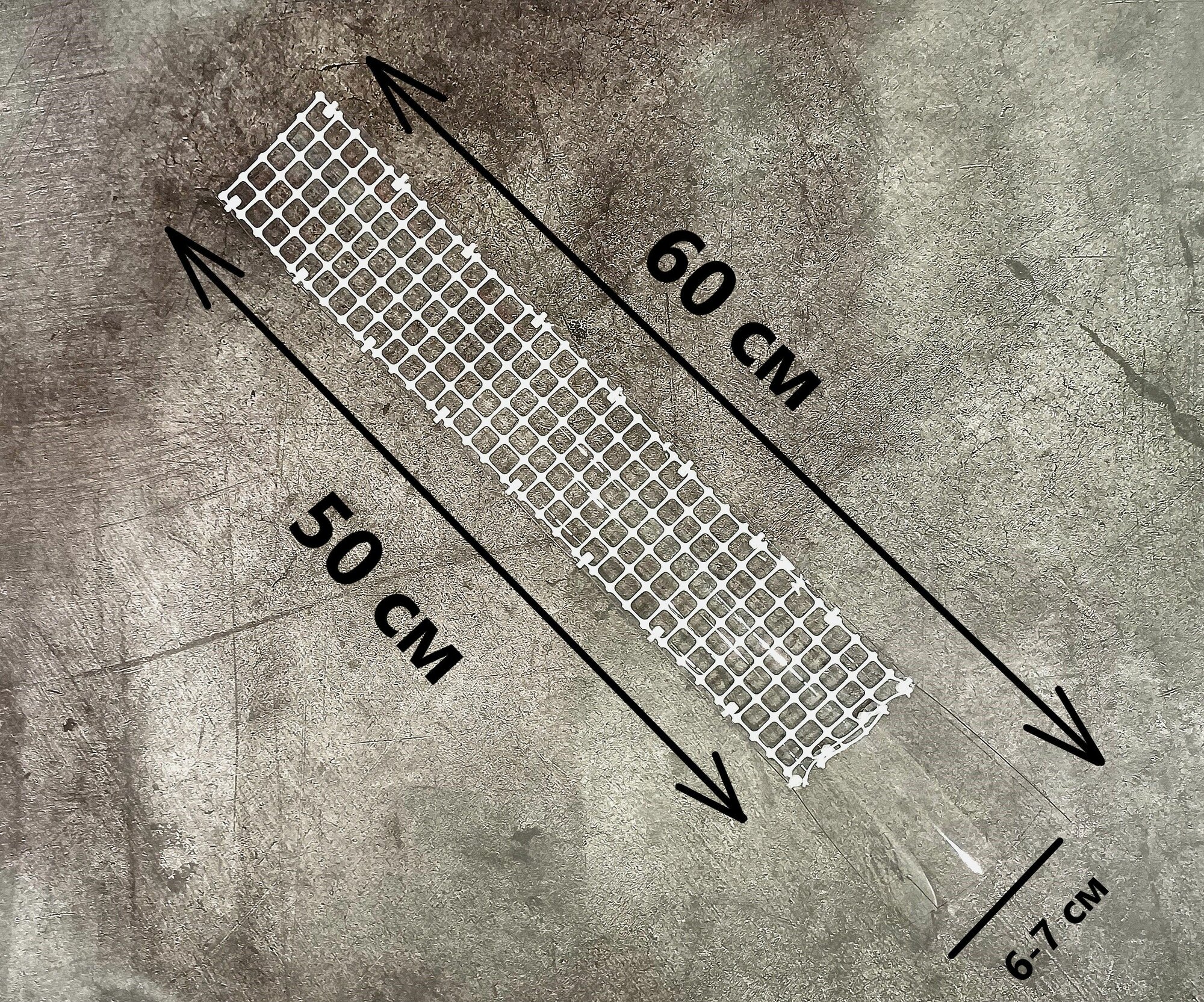 Тотем (опора) белый для комнатных растений 60см без наполнителя, пластиковый с сеткой