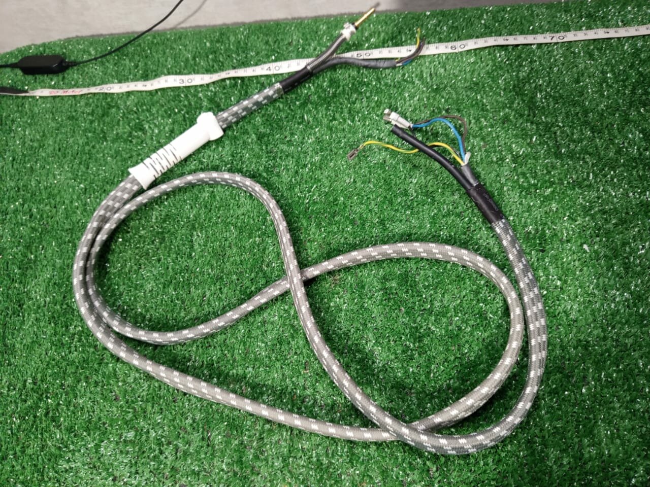 Шланг подачи пара в сборе с проводкой для парогенератора Polaris PSS 7530K (с разбора)