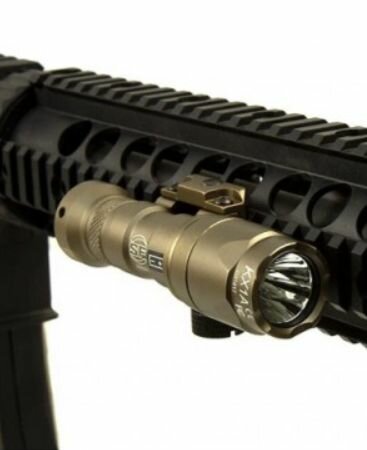 Фонарь тактический SF M300C Tan (Element) EX191DE-L