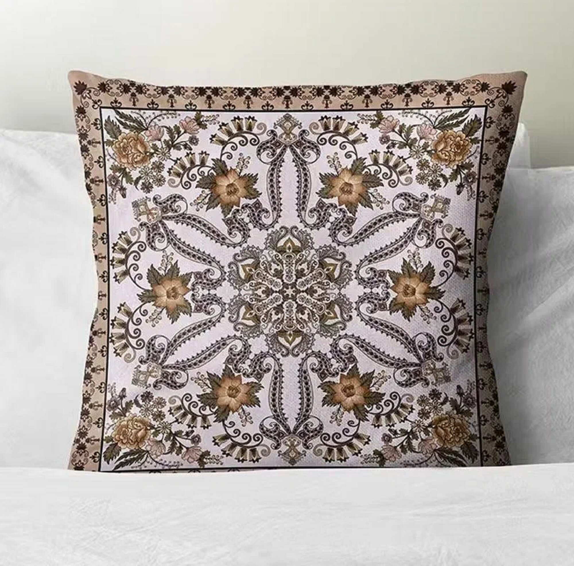 Чехол для подушки Марокканские узоры Хрусталь 40х40 велюр