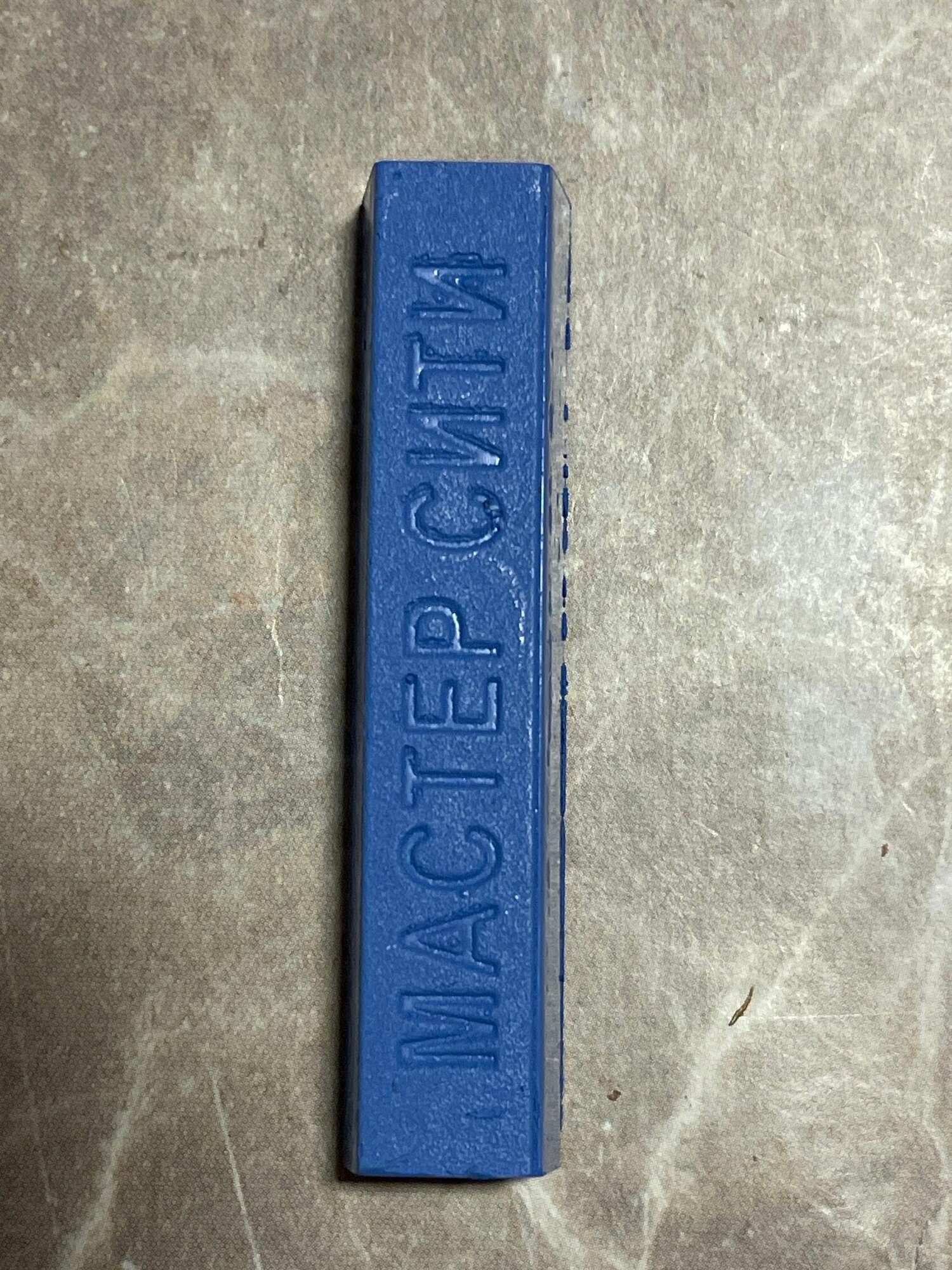 Воск для мебели мягкий, голубой