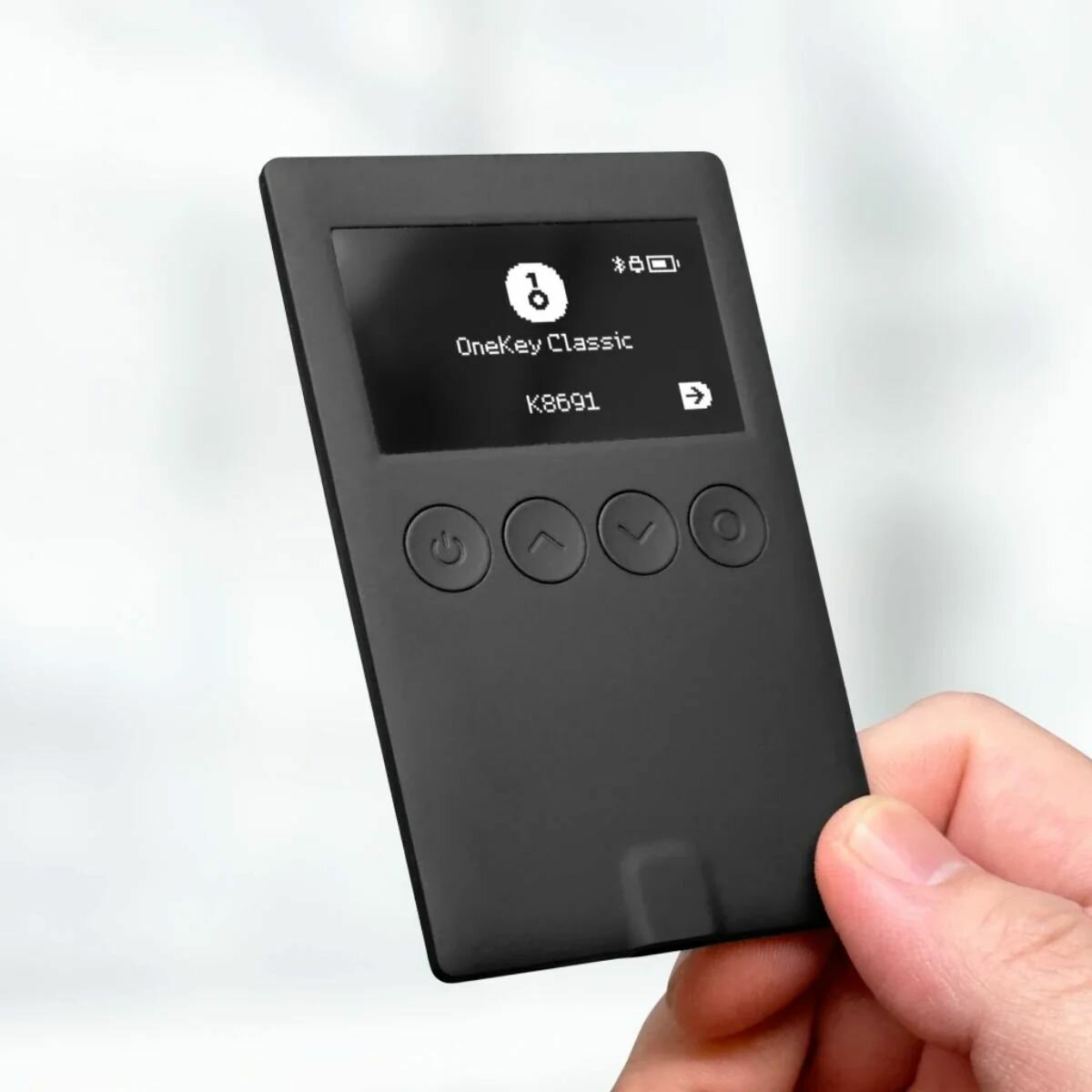 Аппаратный криптокошелек OneKey Classic 1S - холодный кошелек для криптовалют от официального реселлера HODL