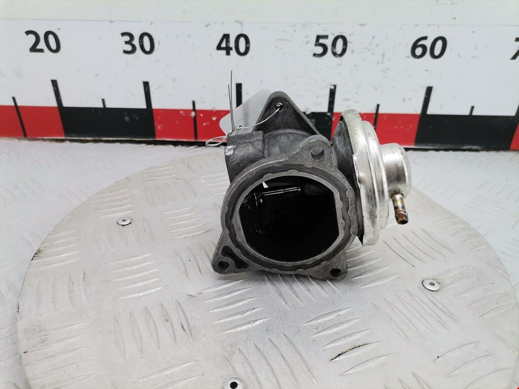 Клапан ЕГР EGR Volkswagen Golf Plus 038131501AN арт. 1595881