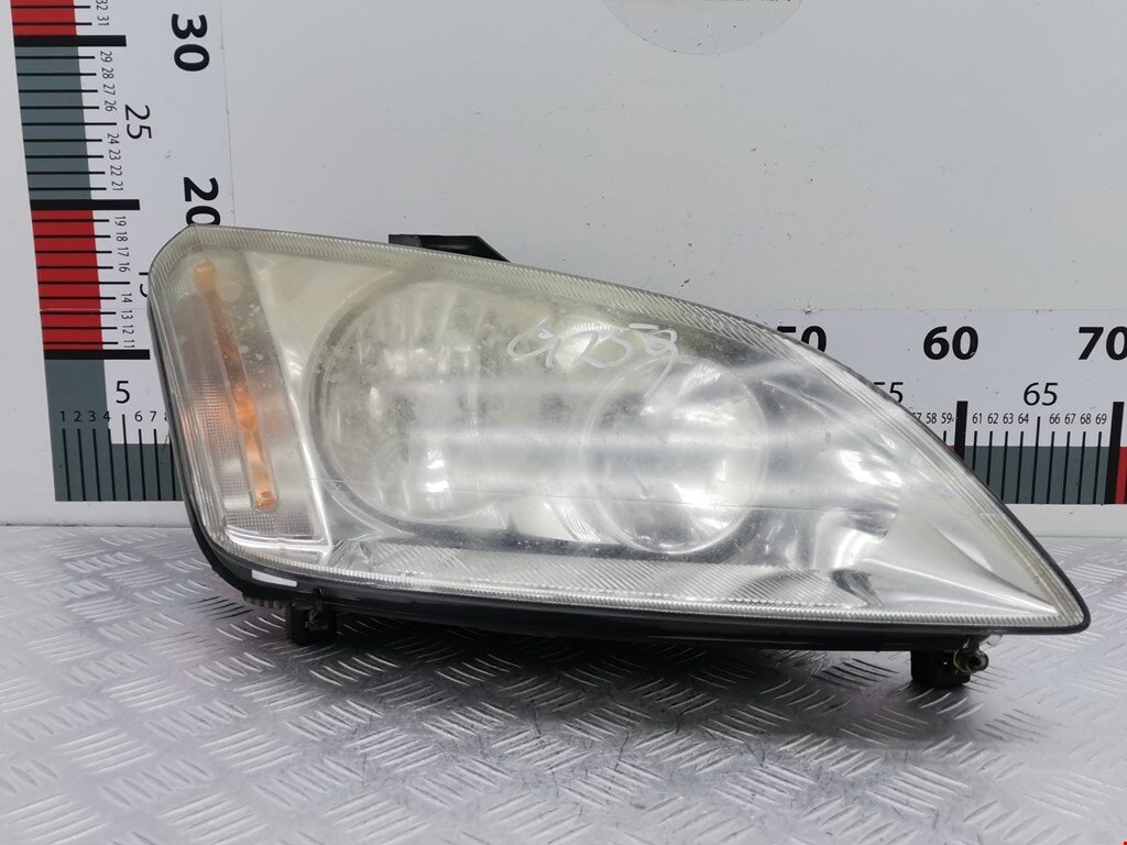 Фара правая Ford C-MAX 1 3M5113005AH арт. 1997917