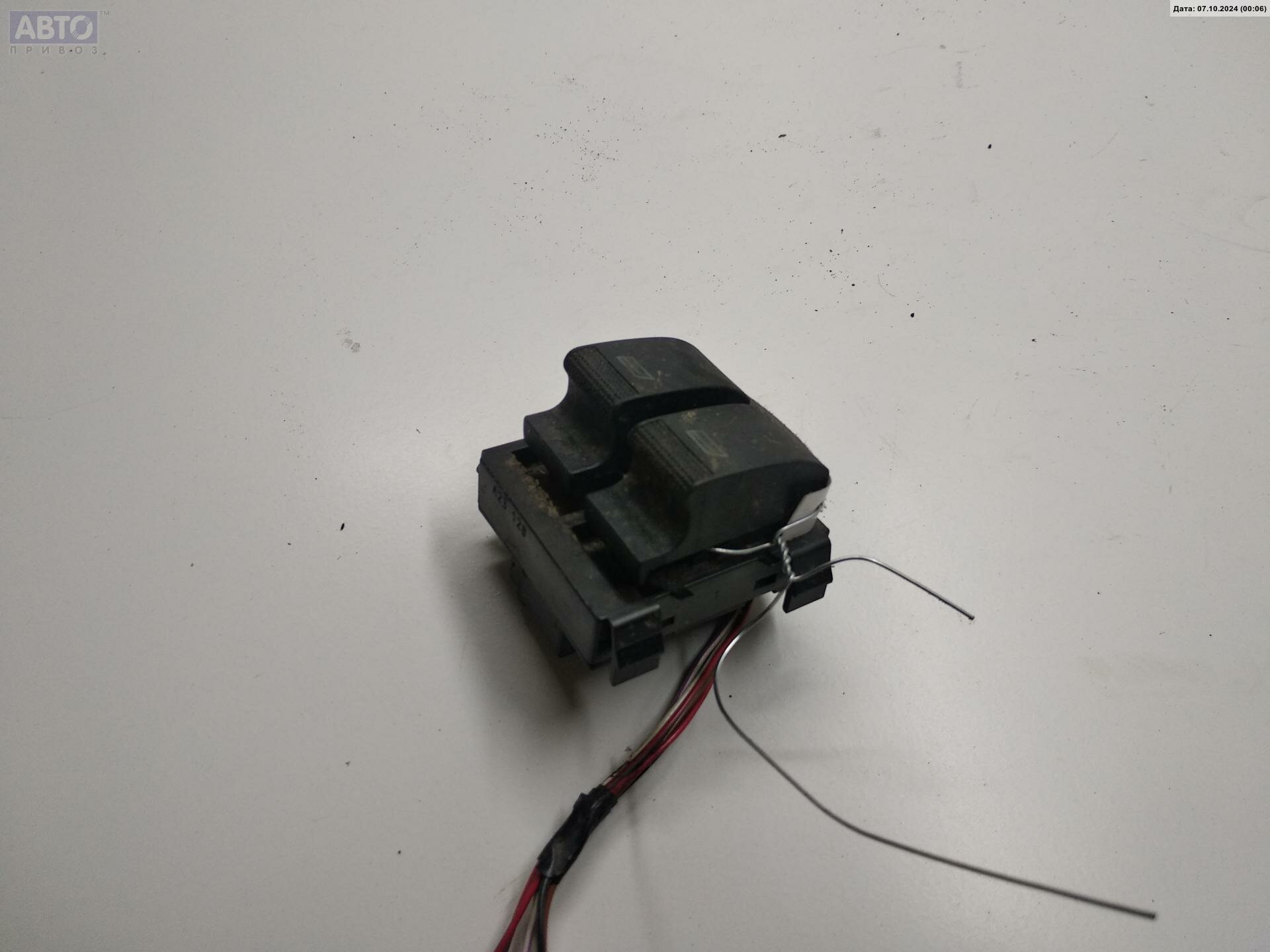 Блок кнопок управления стеклоподъемниками Audi A3 8L (1996-2003)