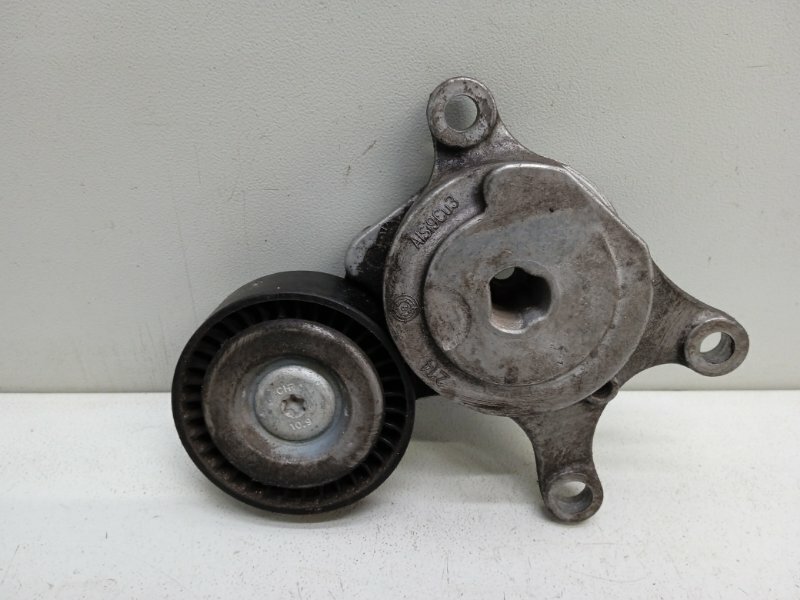 Б/У Мерседес-Бенц W176, Mercedes Benz A-Class W177 2018> Mercedes Benz C117 CLA 2013-2019 Mercedes Benz GLA-Class X156 2014-2...