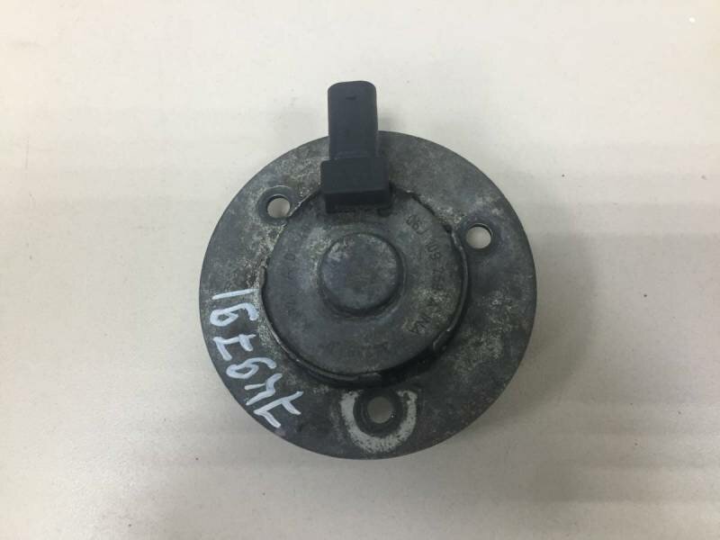 Клапан электромагн. изменения фаз ГРМ Volkswagen Passat B6 2005-2010 кат.номер: 06J109259A