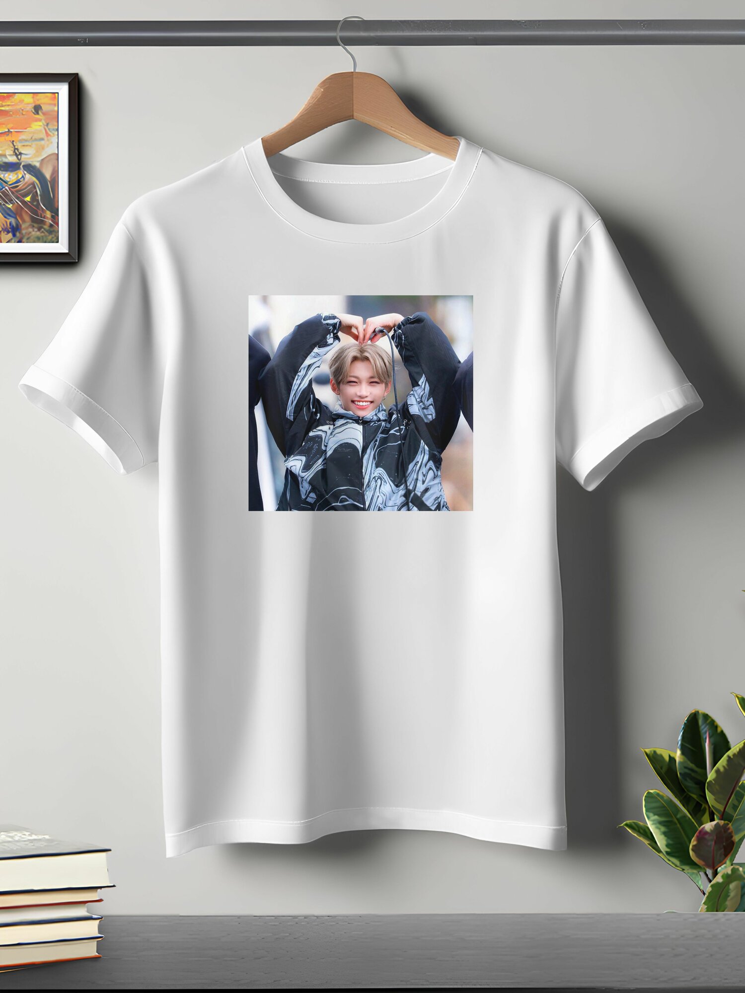 Футболка  Детская ONEQ 122 (7-8) размер с принтом Stray Kids, белая