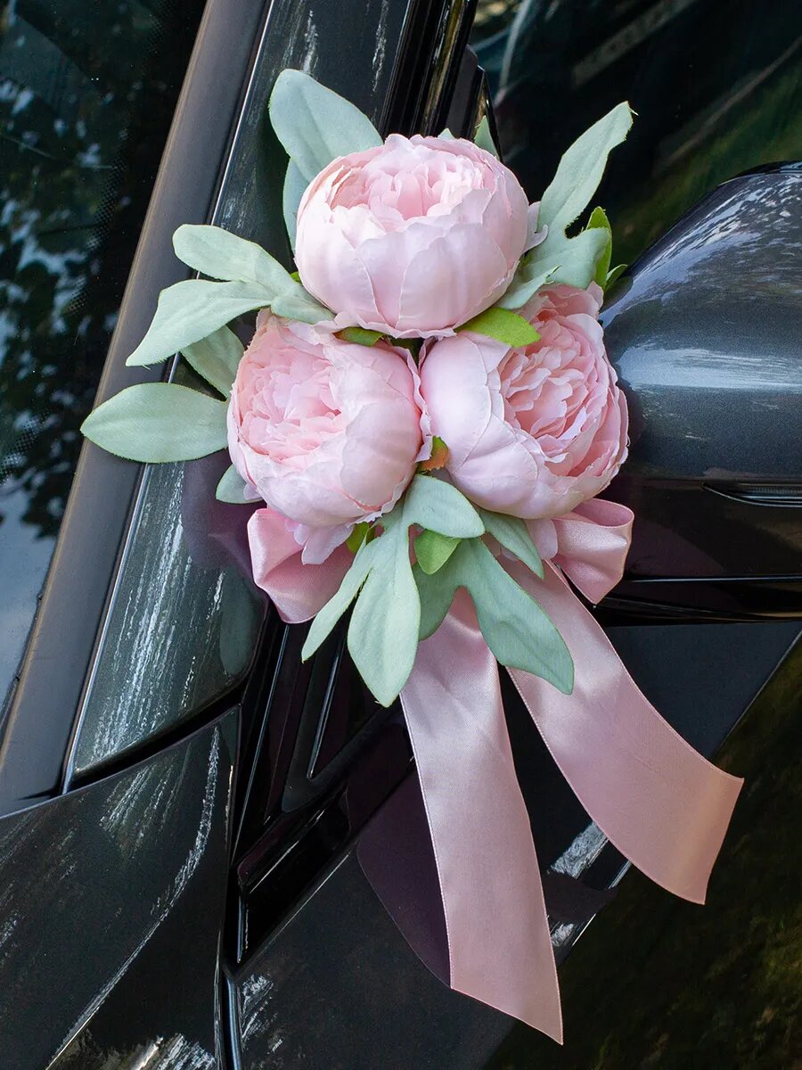 Свадебное украшение машины на ручки и зеркала молодоженов