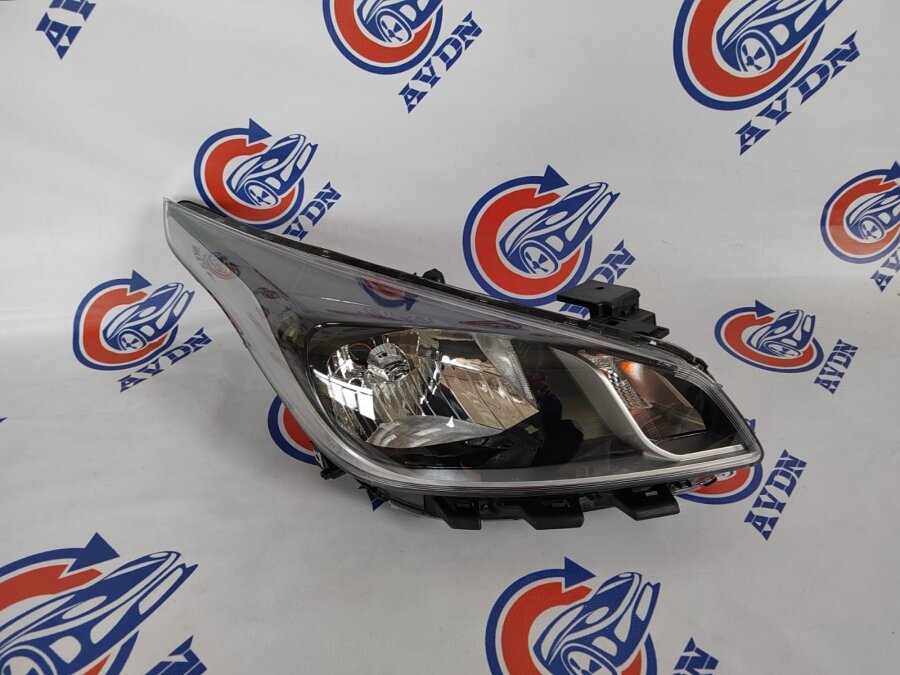 Фара правая Kia Rio 4 Киа Рио(2017-2020)/ X-LINE (2017-2021) с электро корректором