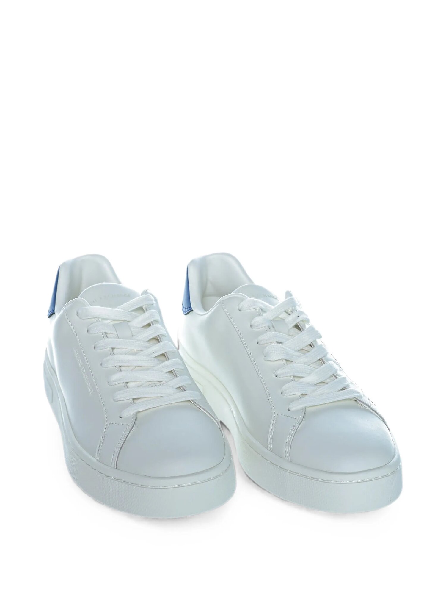 Кроссовки Armani Exchange Leather sneakers, размер 7, бежевый/белый — фото 1