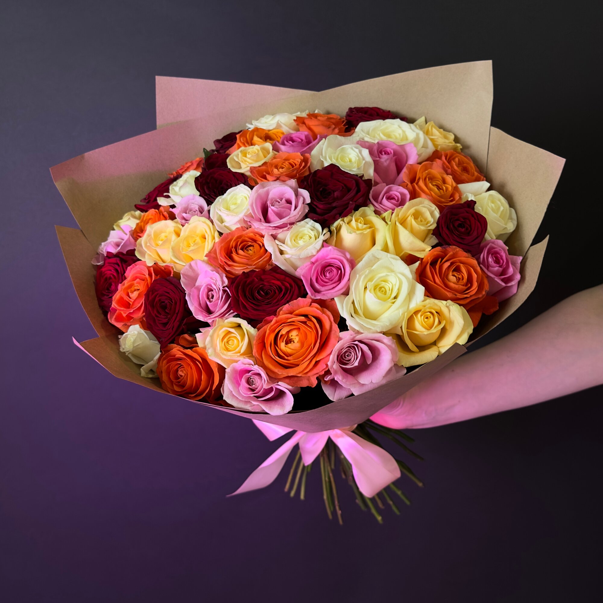 Букет цветов из 51 розы микс Россия